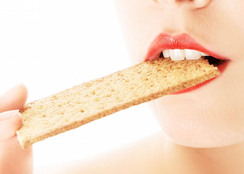 "Crunch effect": dimagrire grazie al suono della masticazione ...