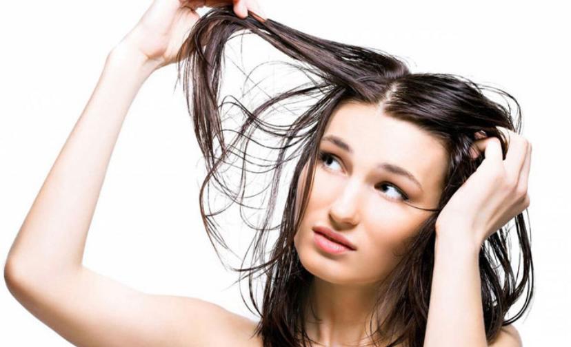 In caso di capelli grassi ed unti il sale può esser un efficace rimedio ...